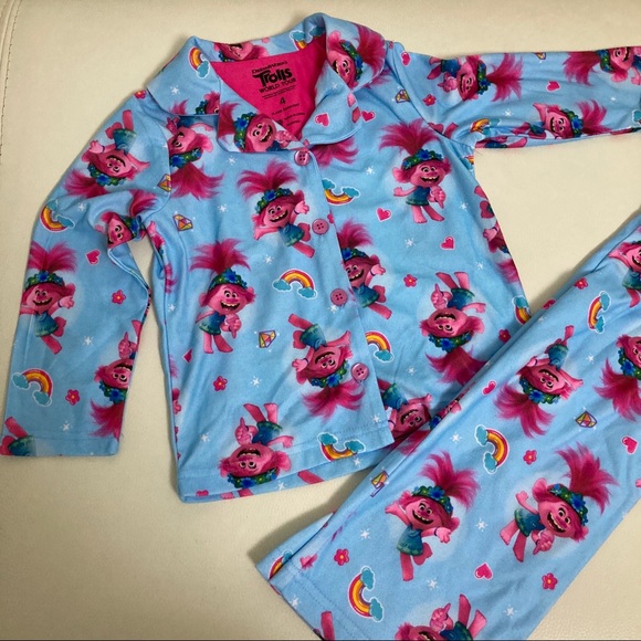 Dreamworks | Pajamas | Dreamworks Trolls Cute Pajama Set | Poshmark
